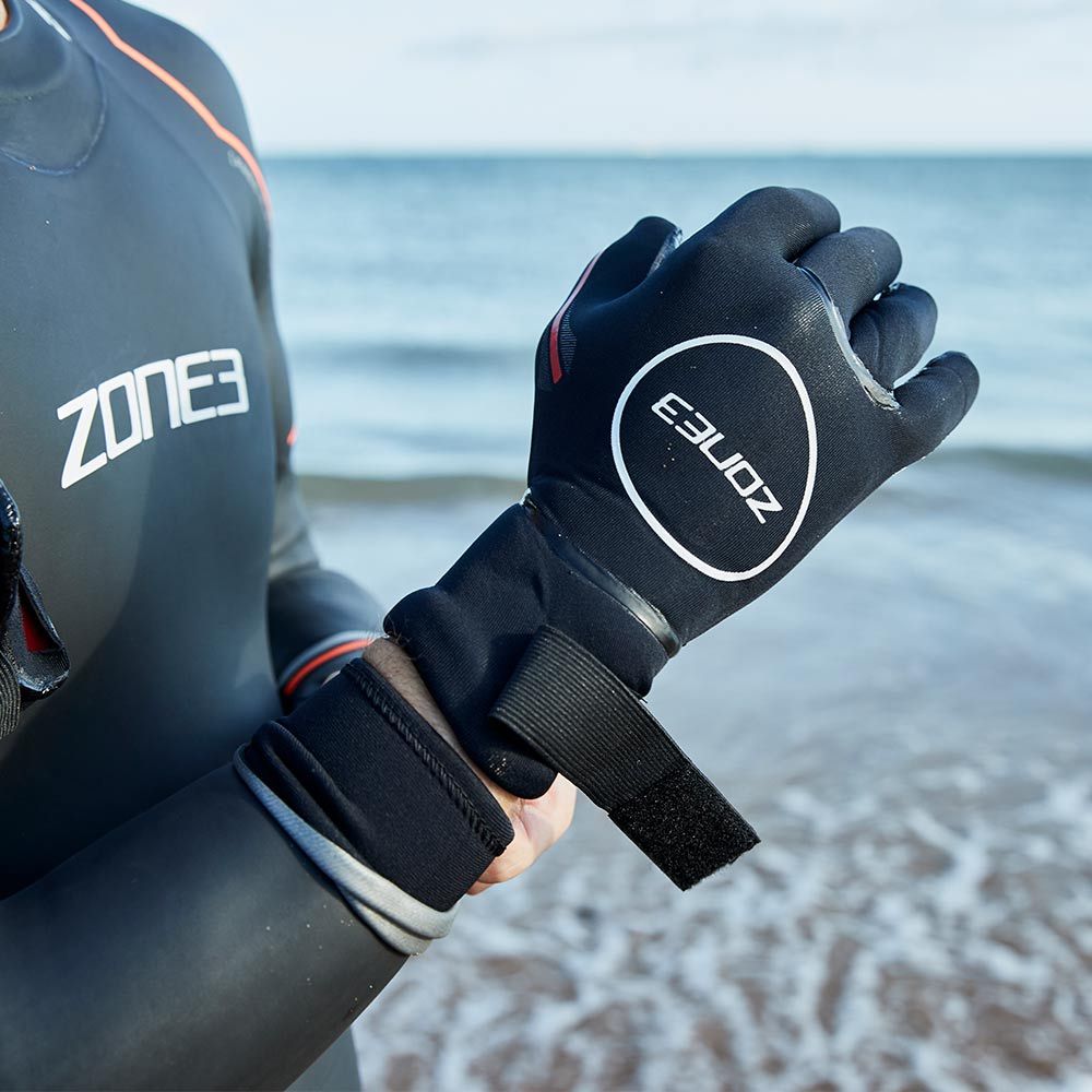 Neoprene Heat-Tech Warmth Swim Gloves – ZONE3